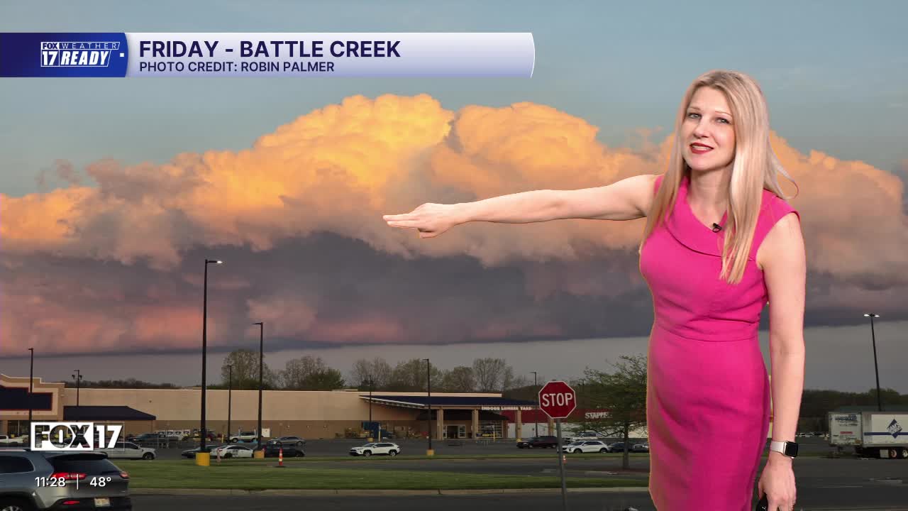 Friday night forecast: Mild, less breezy, iso. shower