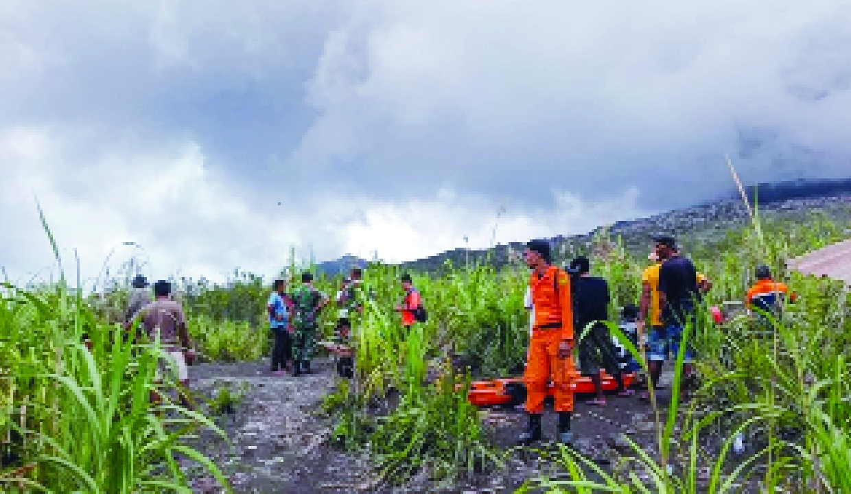 3 hikers killed by volcano eruption in Indonesia