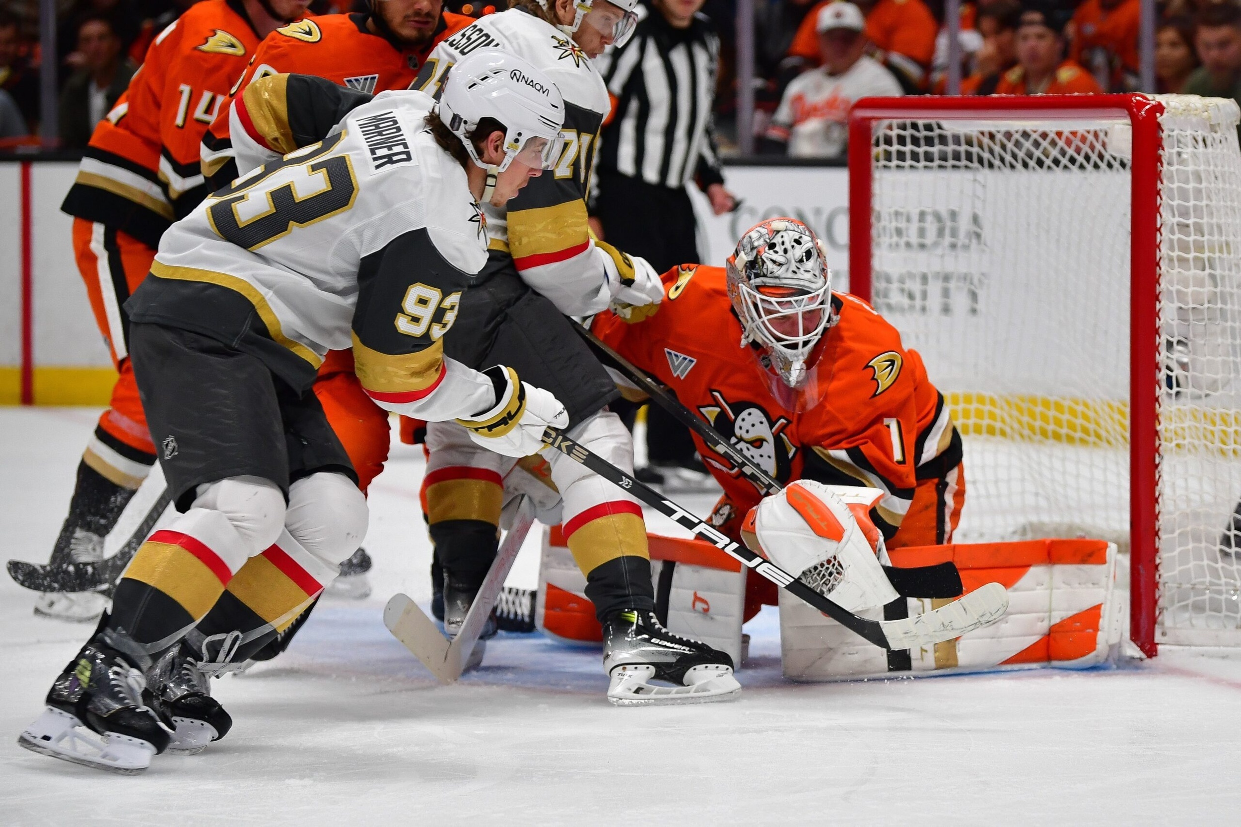 Stanley Cup playoffs day 21: Golden Knights, Canadiens pick up ...