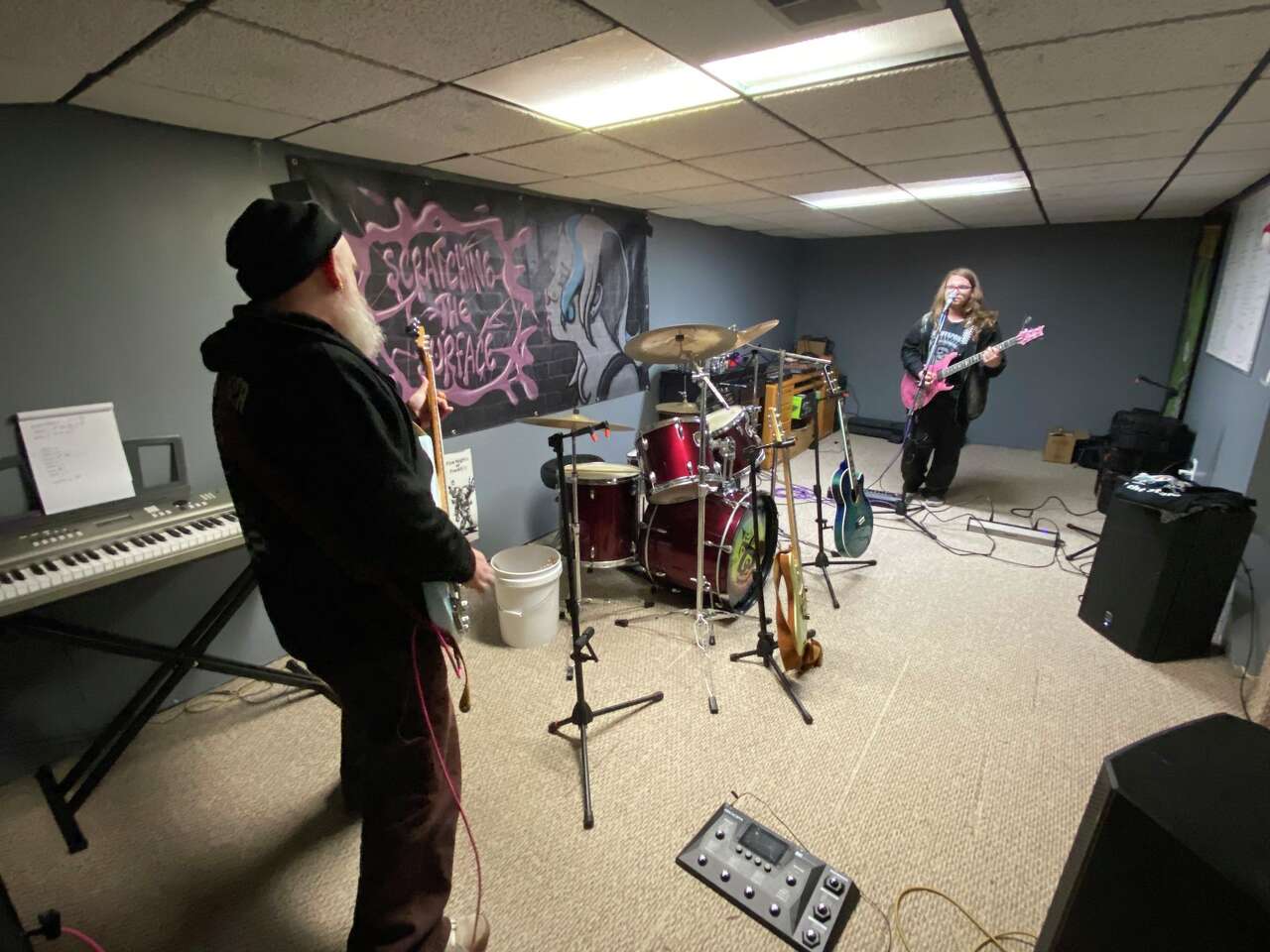 Opening up the pit: Jacksonville cover band bringing punk rock sound to ...