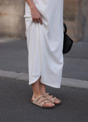Der schönste Nagellack-Trend im Sommer 2026? Die Birkenstock-Nägel