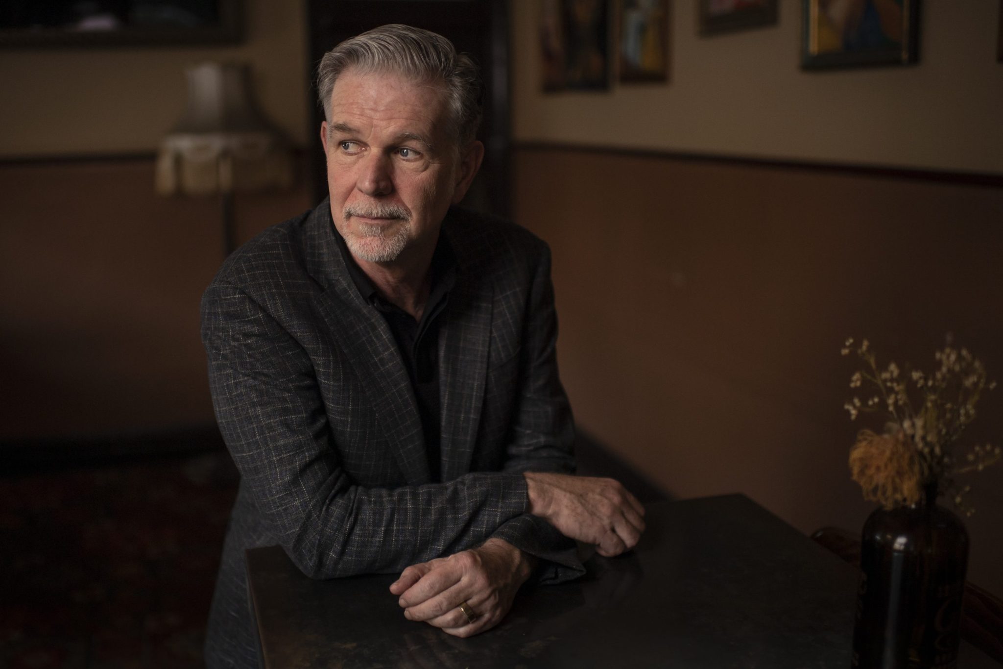 Tim Cook and Reed Hastings just showed every CEO how to leave gracefully