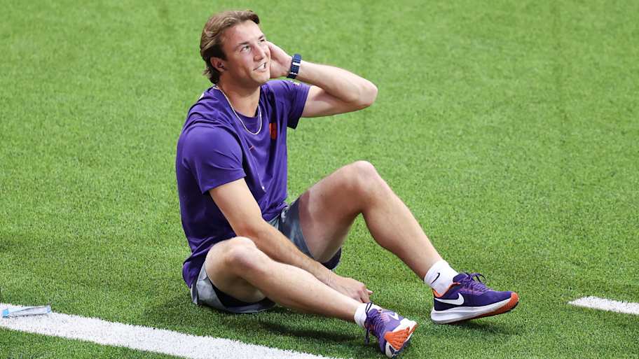Rookie love bomb: Cade Klubnik and more QBs NFL fans shouldn't fall for