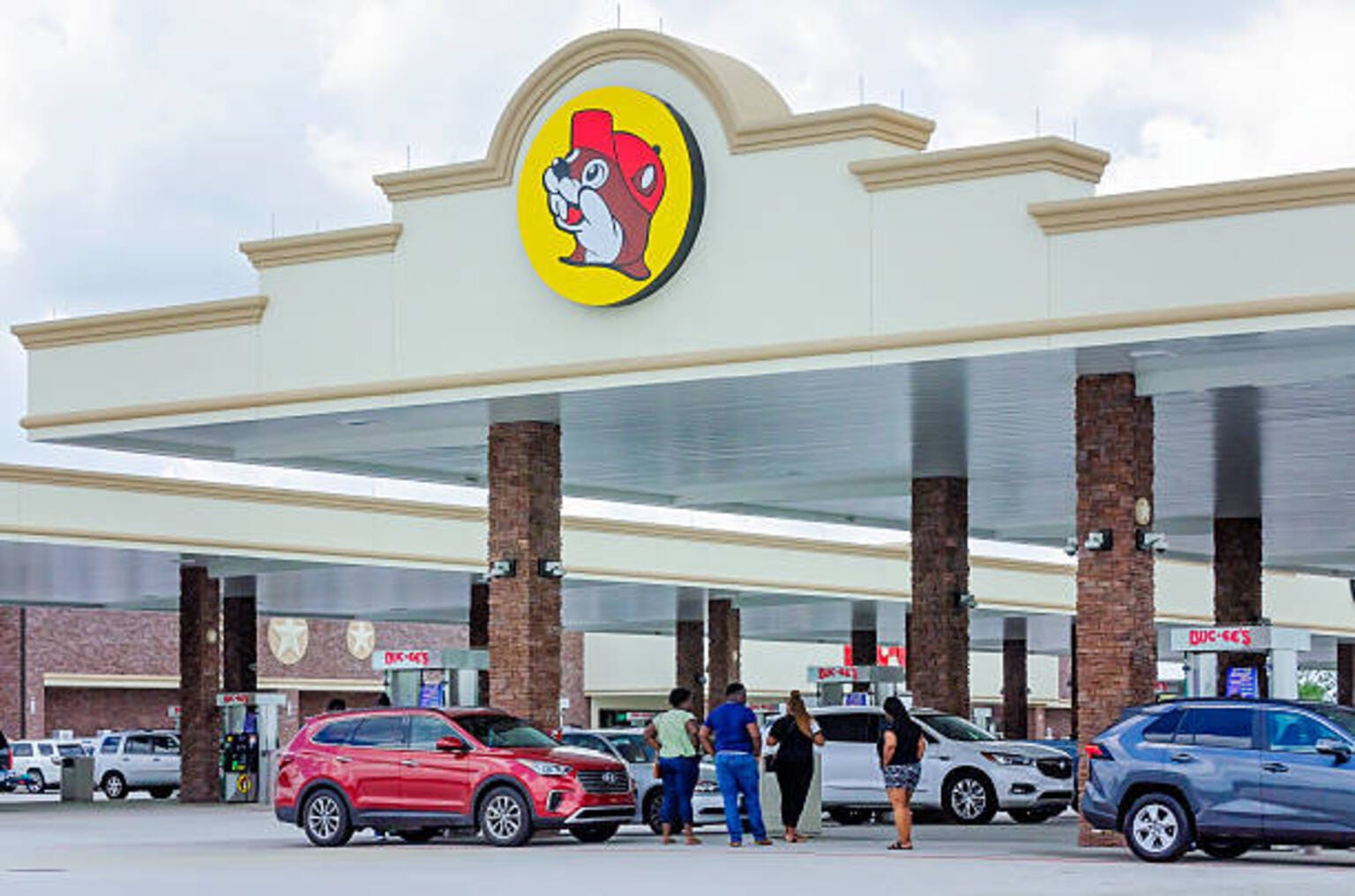 Buc-ee's, Wawa, and Wally's look to reinvent the American road trip