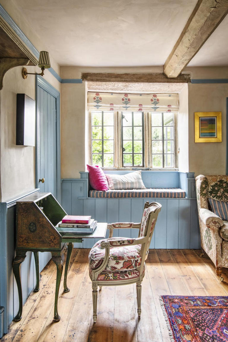 5 vintage furniture pieces you'll never regret buying