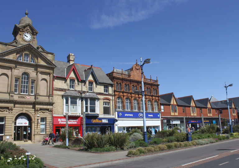 Shoplifting down by more than a quarter in St Annes as link radio ...