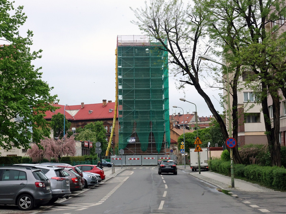 Wieża Bramy Chojnowskiej w Legnicy jest remontowana. Koszt inwestycji 1 ...