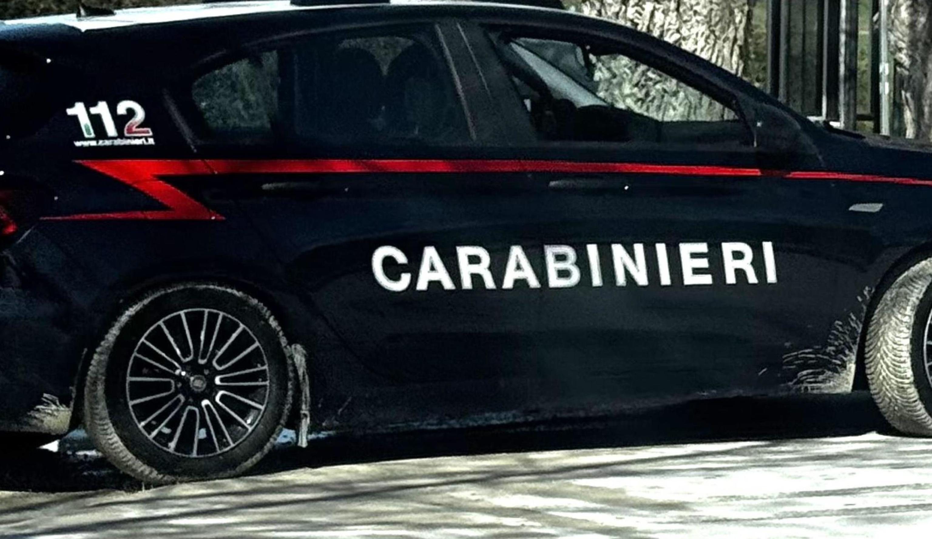 Rubano gratta e vinci in tabaccheria, quattro arrestati nel Torinese