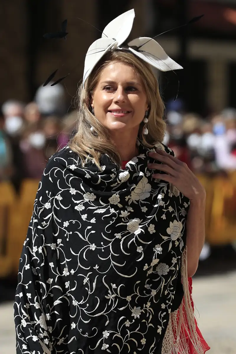 Cómo elegir los pendientes de madrina de boda