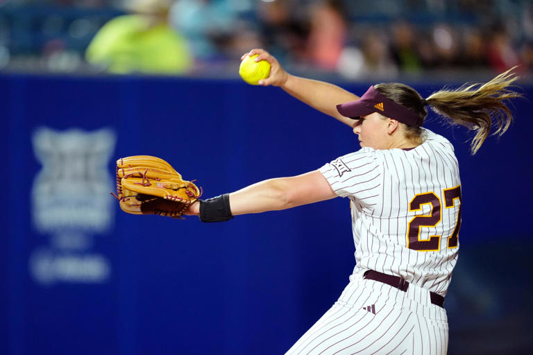 UCLA softball adds pitching by grabbing Meika Lauppe in the portal