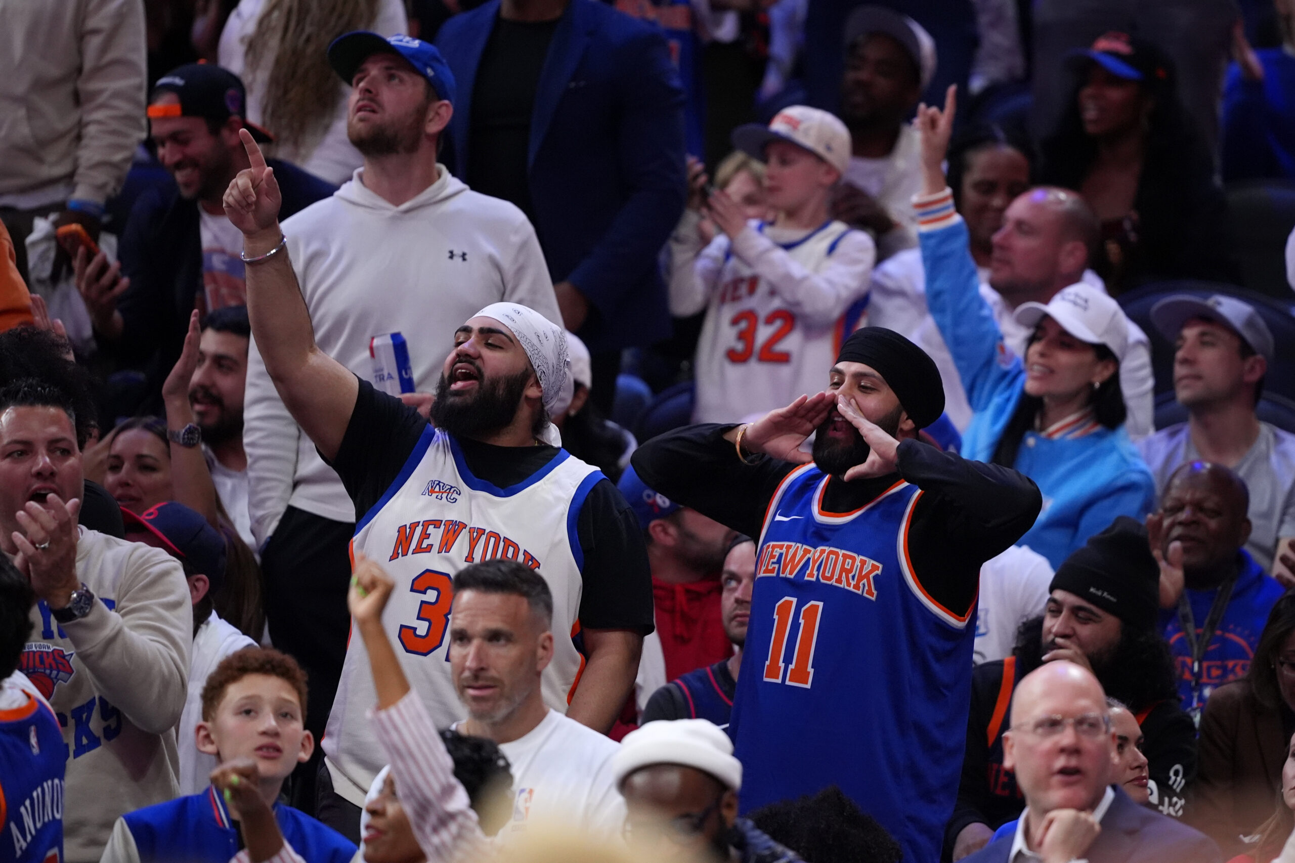 Celebrities and non-famous Knicks fans enjoy Game 3 win in Philly