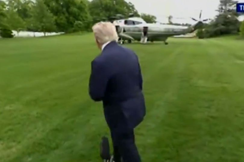 Trump 'zigzags' towards Marine One as president struggles to 'walk in a ...