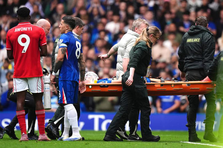 14 players set to miss Liverpool vs Chelsea as Arne Slot confirms ...