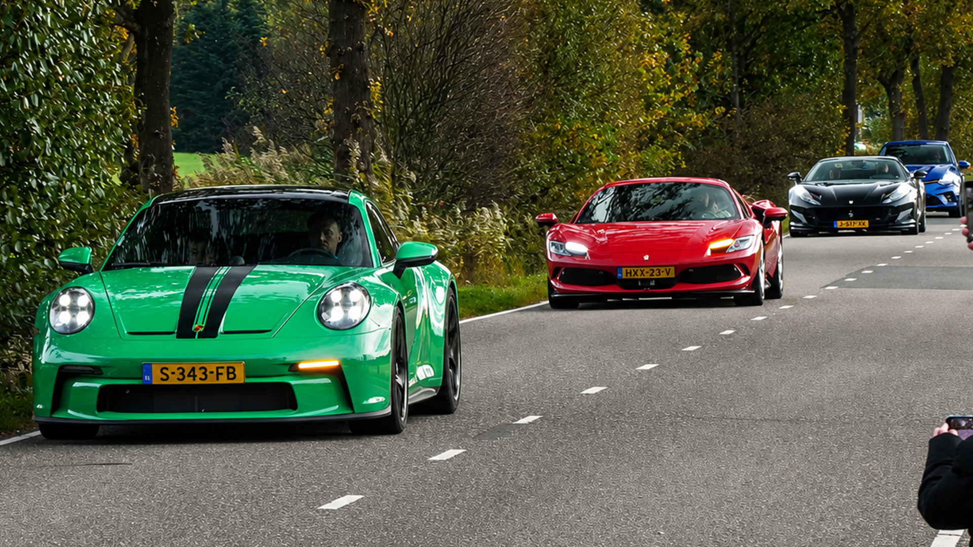 Supercars geven geluid en stijl aan de straat