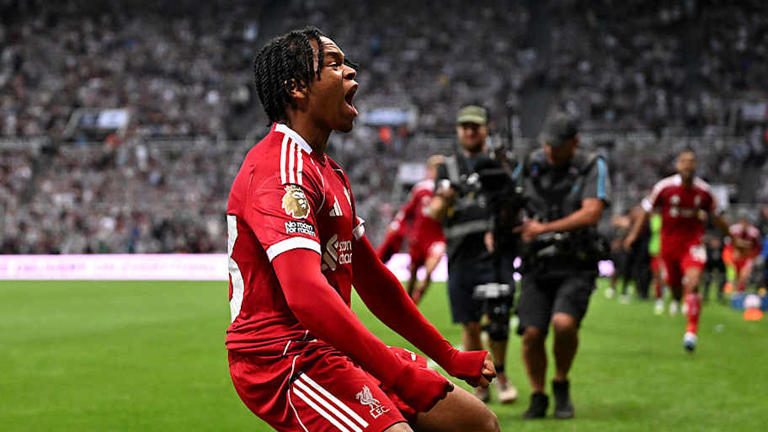 A tactical look inside Liverpool’s struggles against low blocks under ...
