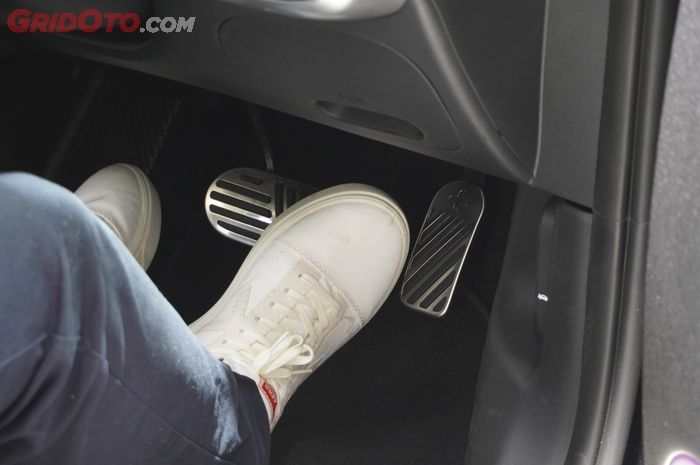 Kenapa mobil matic lebih sering jajan kampas rem dibanding mobil manual ...
