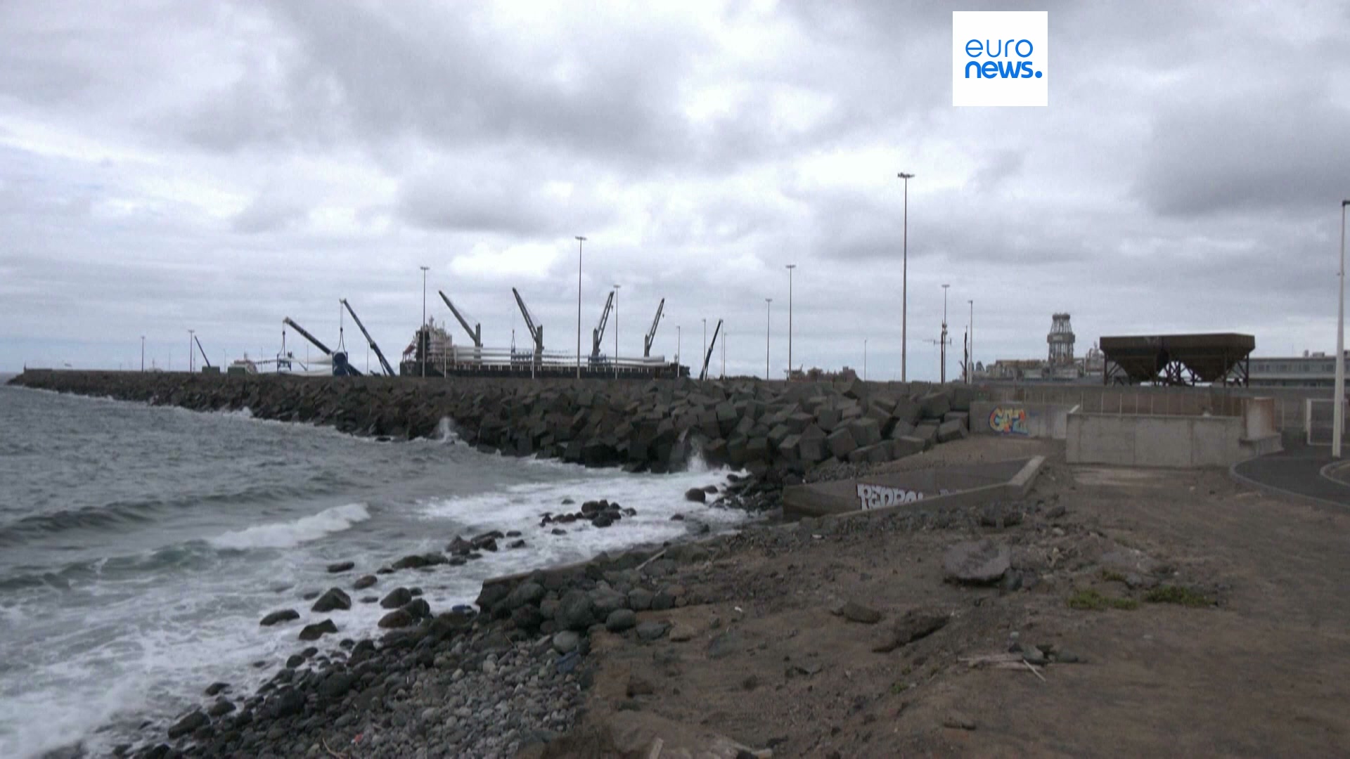 The hantavirus ship is almost here: anger rises in Tenerife - is it ...