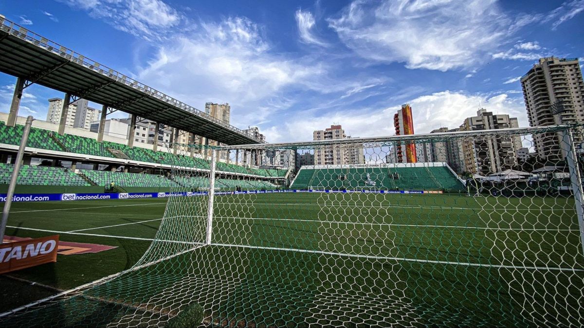 Goiás x Vila Nova: horário e onde assistir ao jogo do Brasileirão Série B