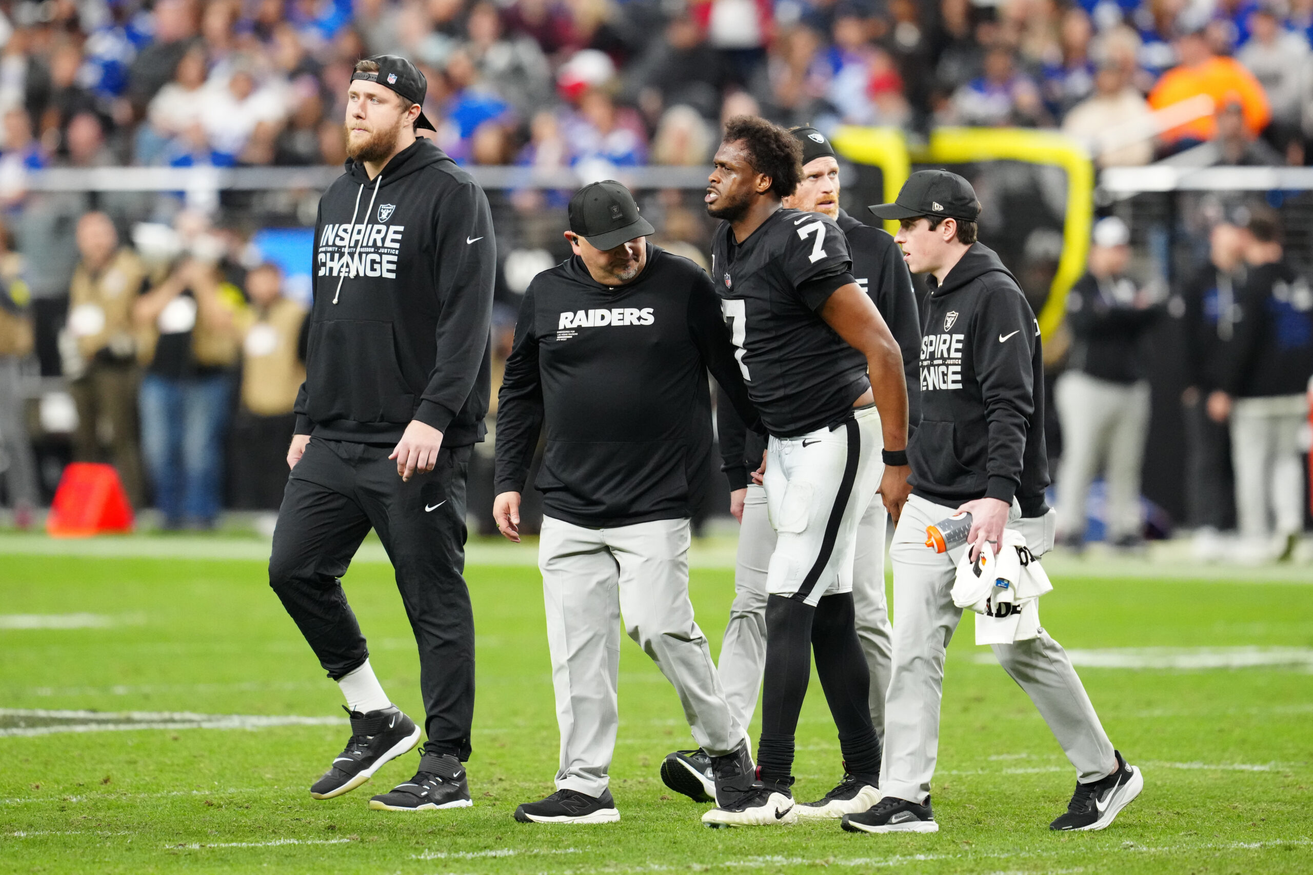 Raiders dump $75M QB Smith on Jets for nearly free after hitting rock ...
