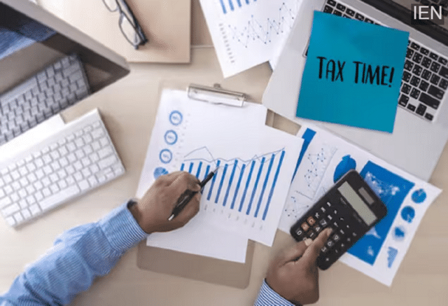 Old vs. new tax regime: Choose the most advantageous option based on ...