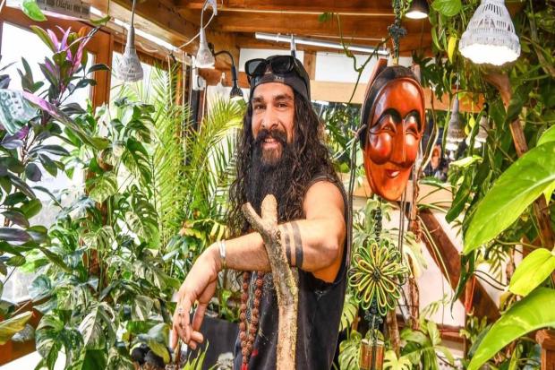 Social media sensation the Bearded Plantaholic to appear at live event