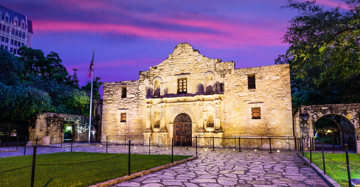 16 historic landmarks across the US that still impress families