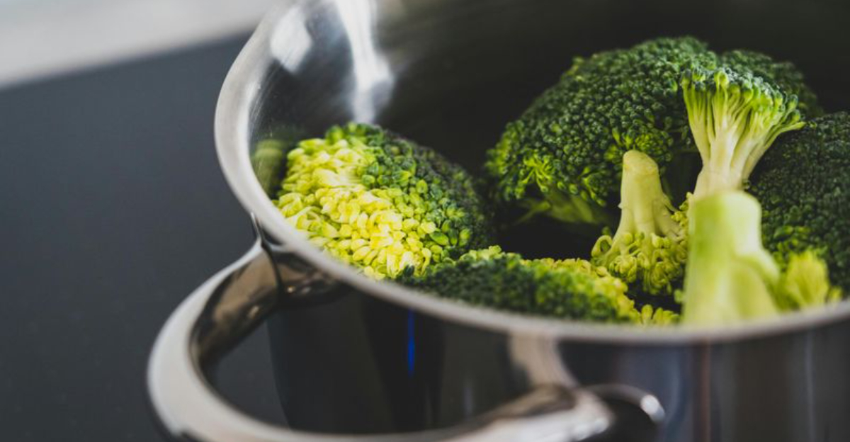 According to nutrition experts, these 16 raw vegetables may cause bloating
