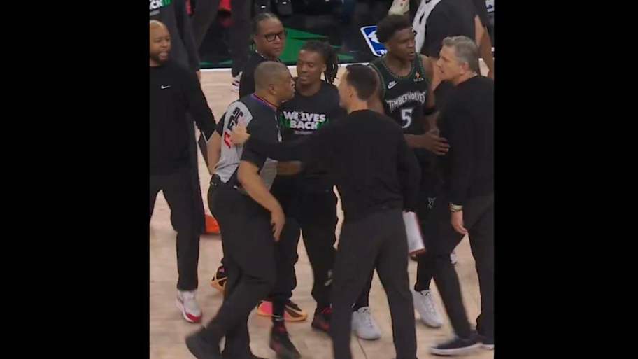 Why Nba Ref Tony Brothers Had To Be Held Back From Timberwolves Chris