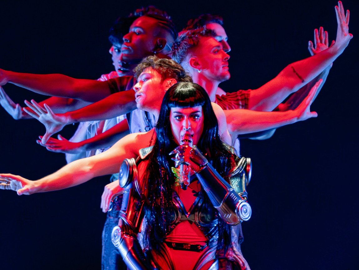 Katy Perry to sing at World Cup and is kicking her feet with excitement