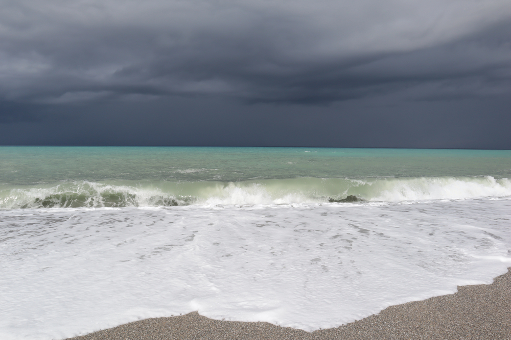 15 massive differences sailing European rivers vs oceans