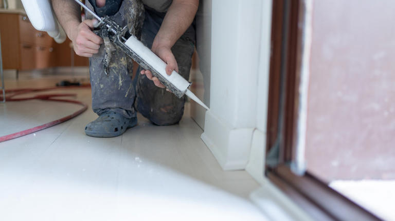 The easy trick you need when caulking baseboards & trim for expert ...