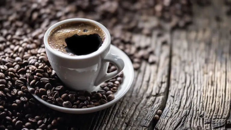 Harvard research links caffeine to an 18 percent lower risk of dementia ...