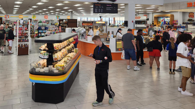 The unassuming cake brand gas station visitors think is worth a pit stop