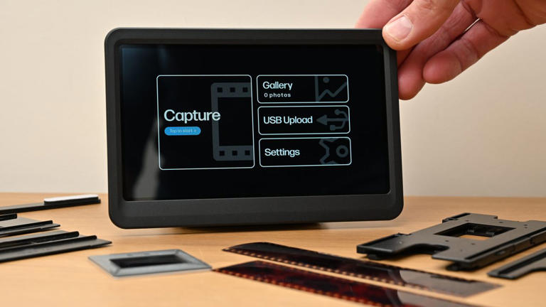 HP FilmScan 7” touch screen film scanner review: scan your negs ...