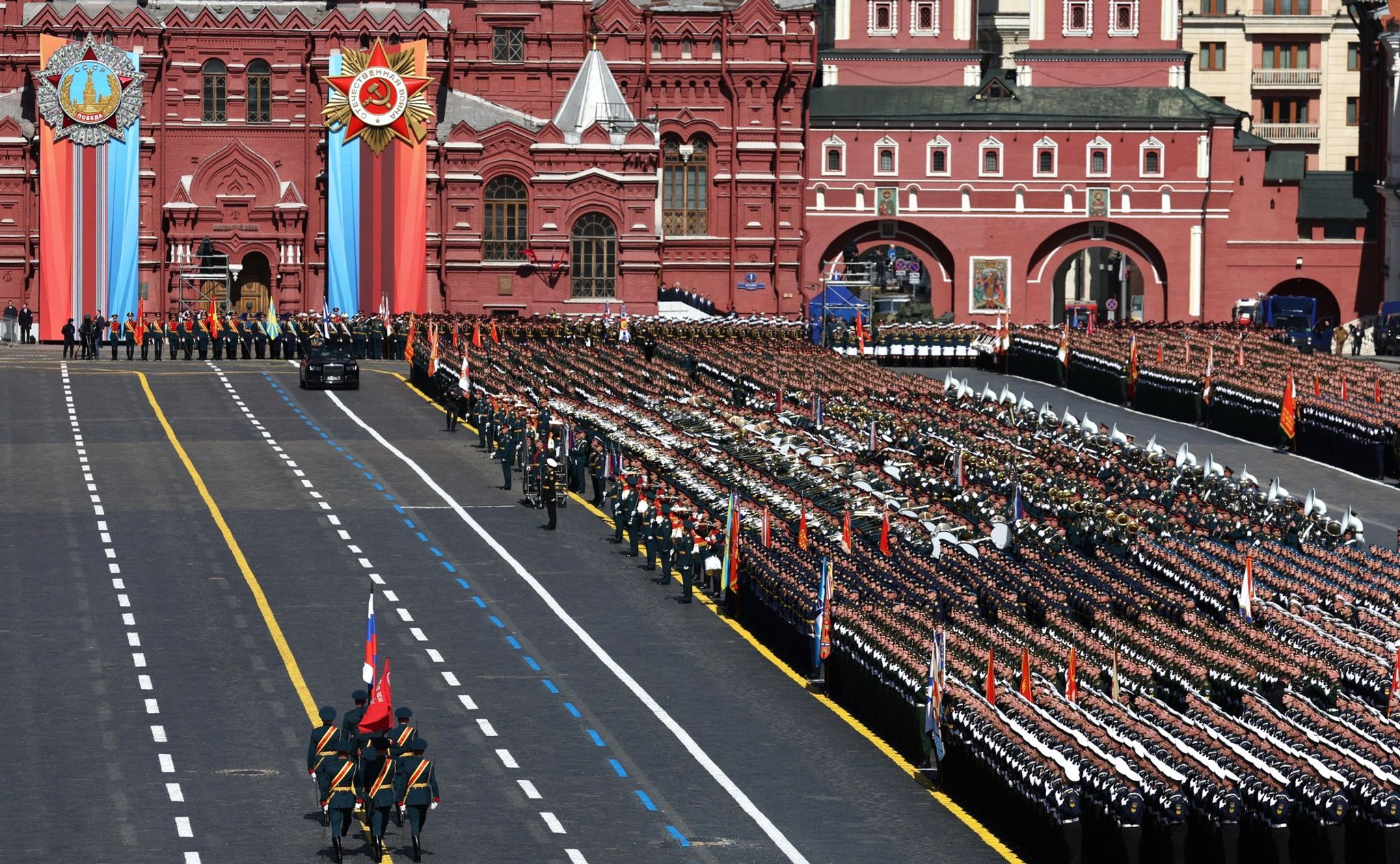 Putin confident on Ukraine at scaled-back Victory Day parade