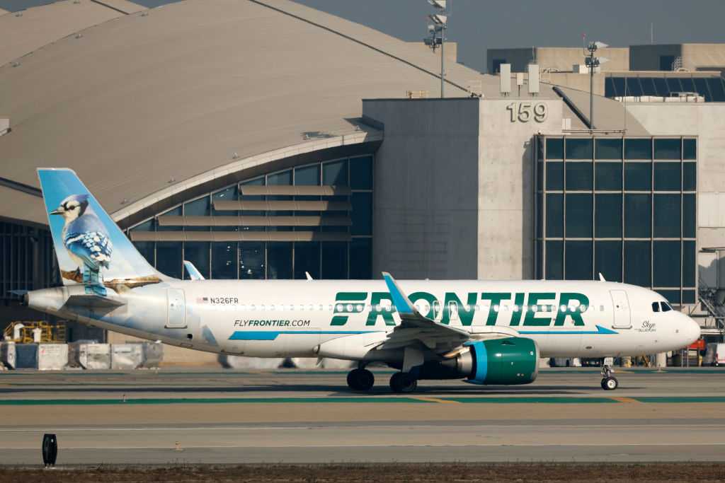 Frontier plane strikes, kills pedestrian during takeoff on Denver ...