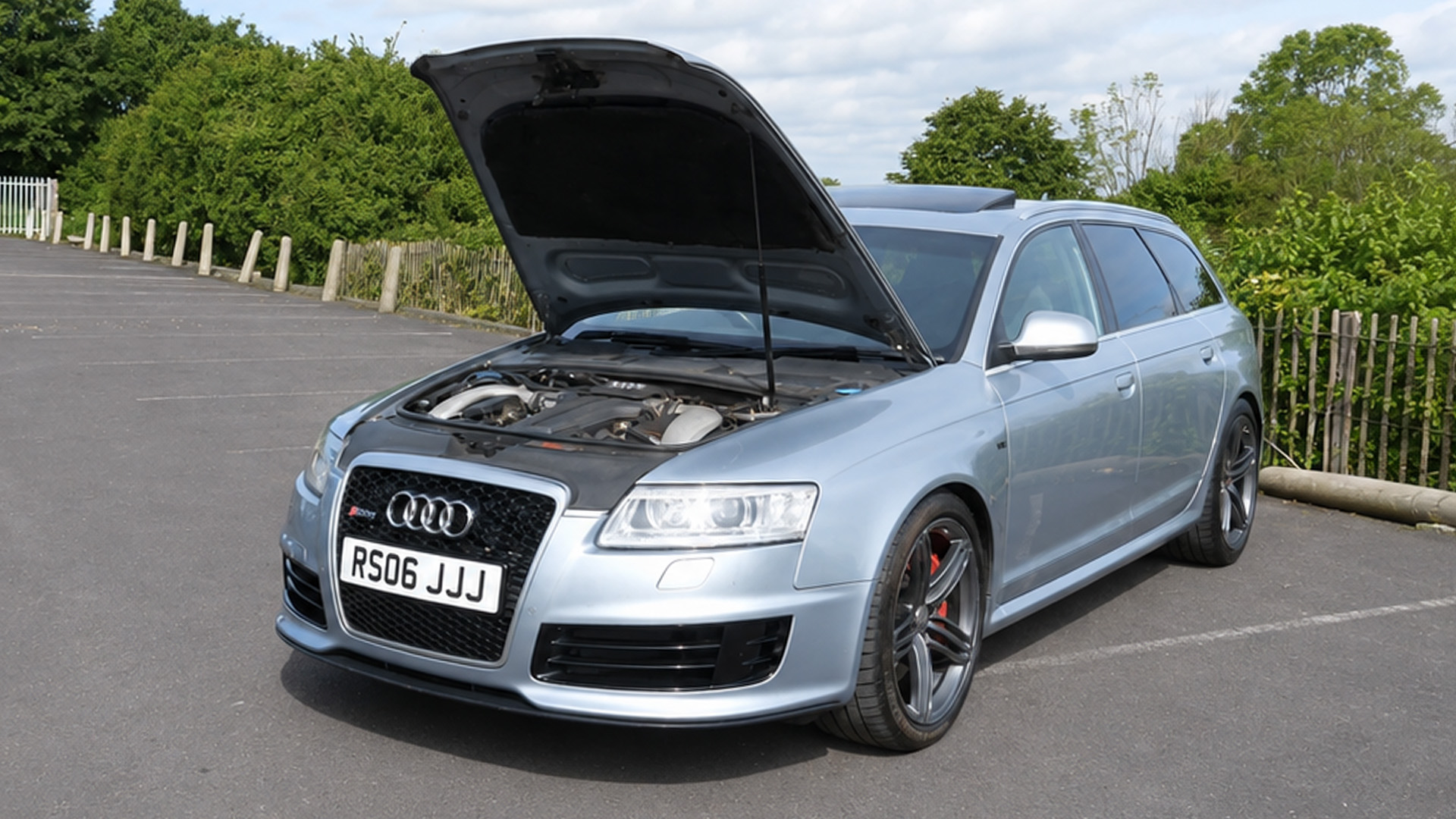 Audi RS6 580 HP wagon – is it the perfect family beast?