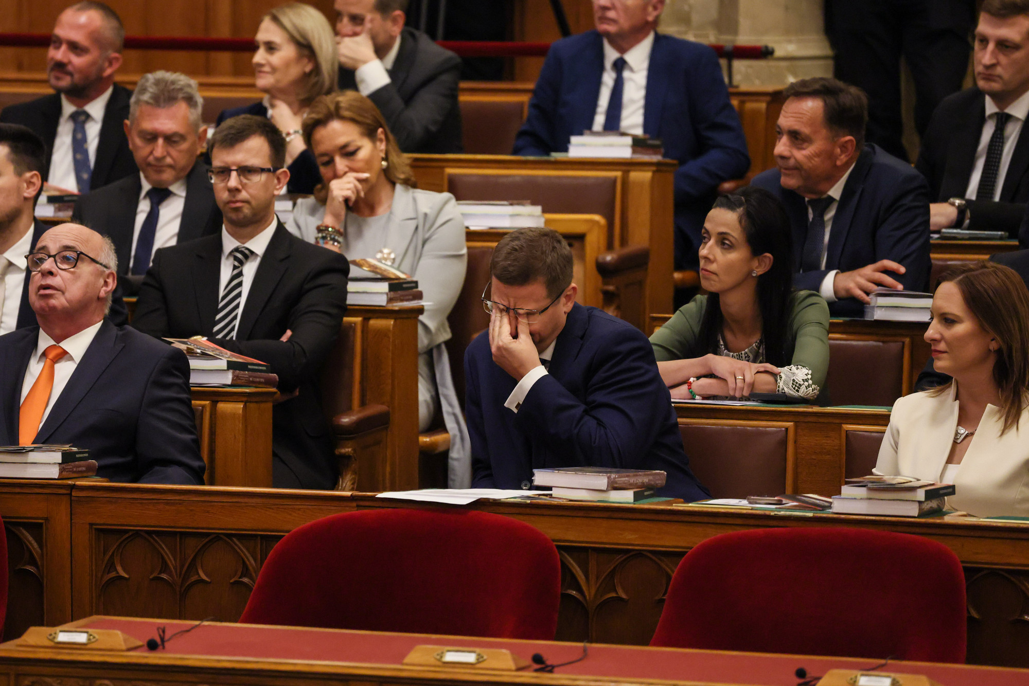 Magyar Péter az első miniszterelnöki beszédében kemény szavakkal ...