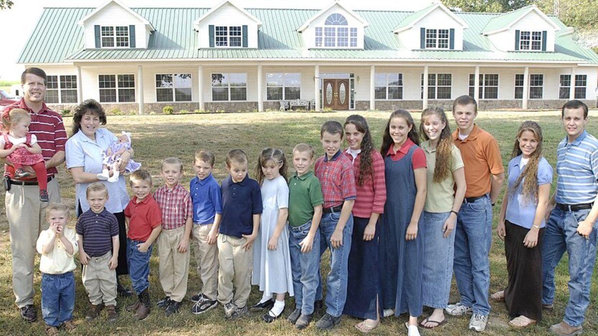 Inside the Duggar family scandal: A timeline of abuse, silence, and ...