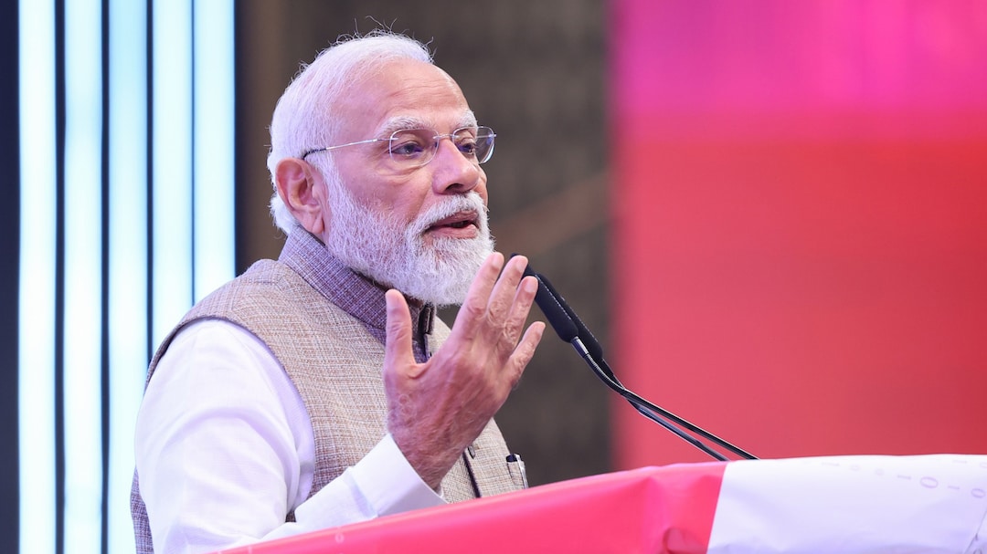 PM Modi holds 4.5-hour meet with ministers amid West Asia crisis ...
