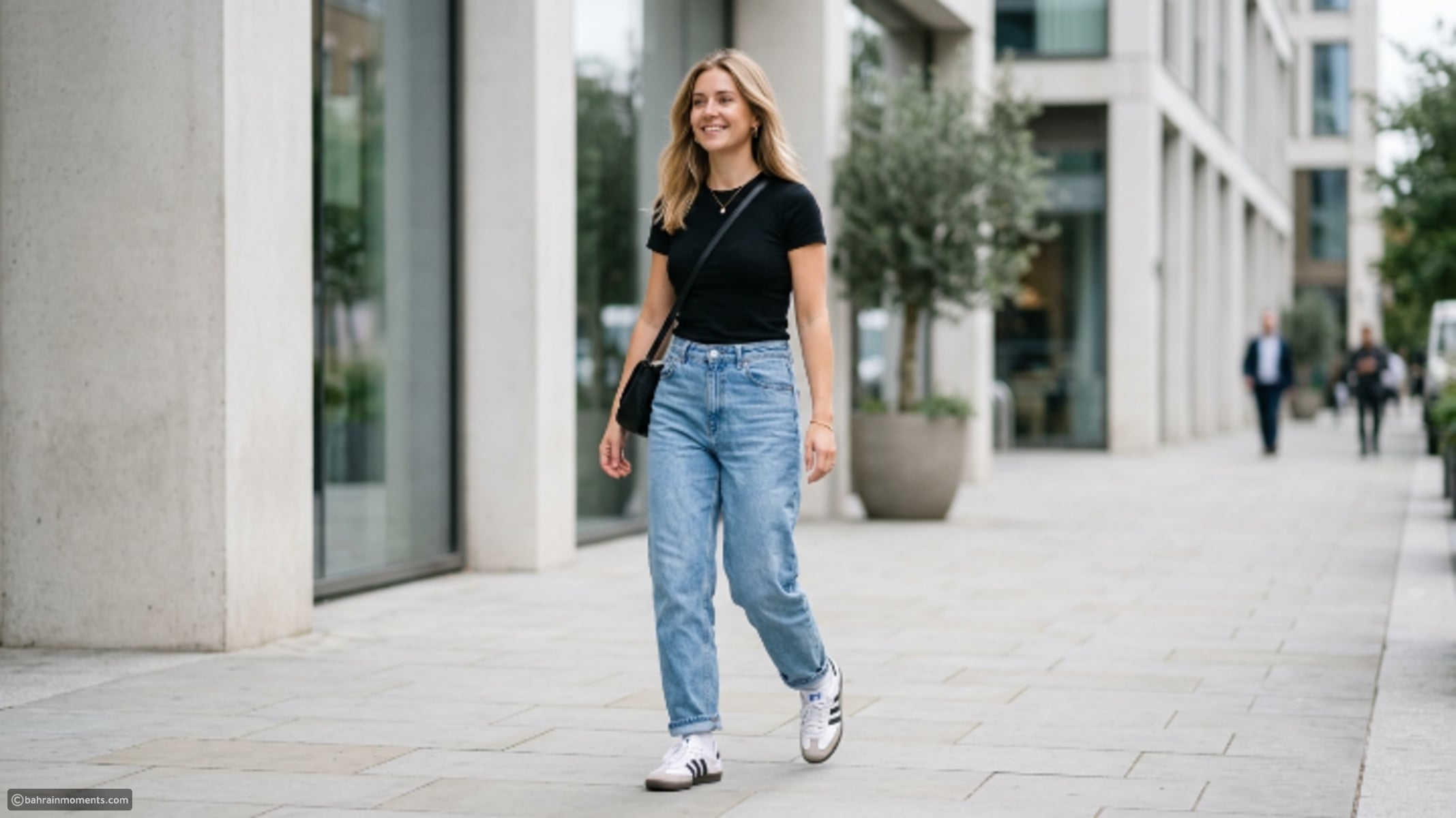 Not skinny, not baggy, this is the chic way to style Sambas with jeans ...