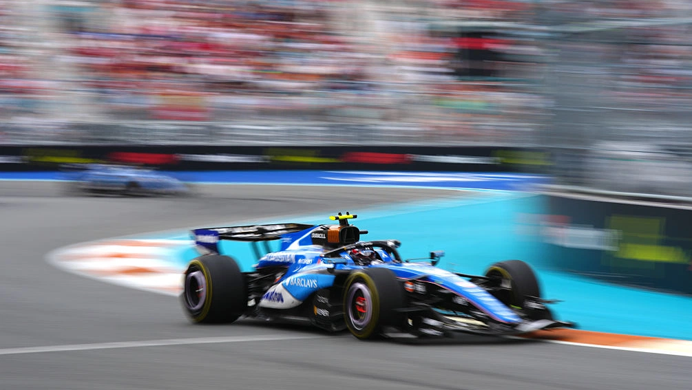 F1 to boost combustion power, cut electric output in 2027