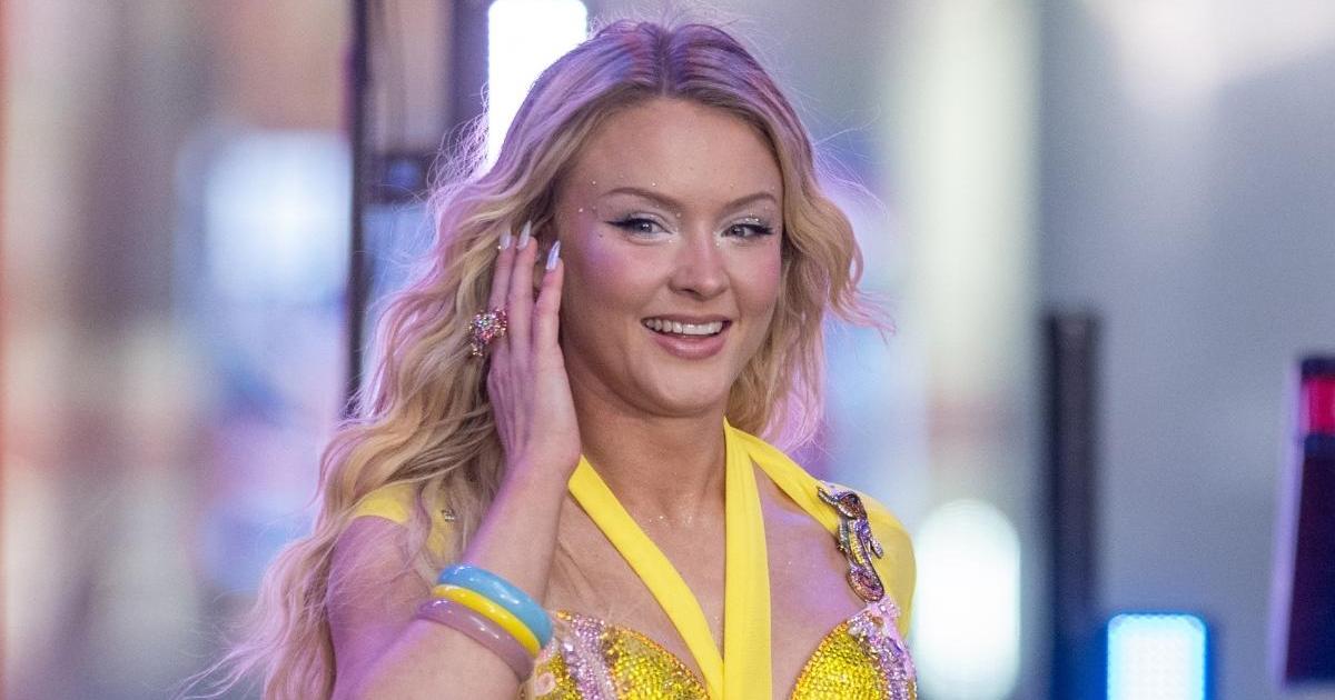 Zara Larsson's bedazzled bra gets micro miniskirt twist for "Today"