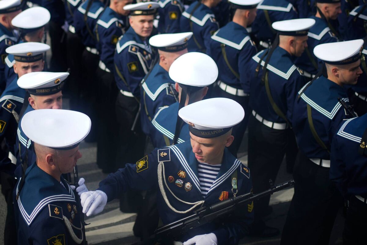 Tight security as Moscow marks Victory Day with Red Square parade