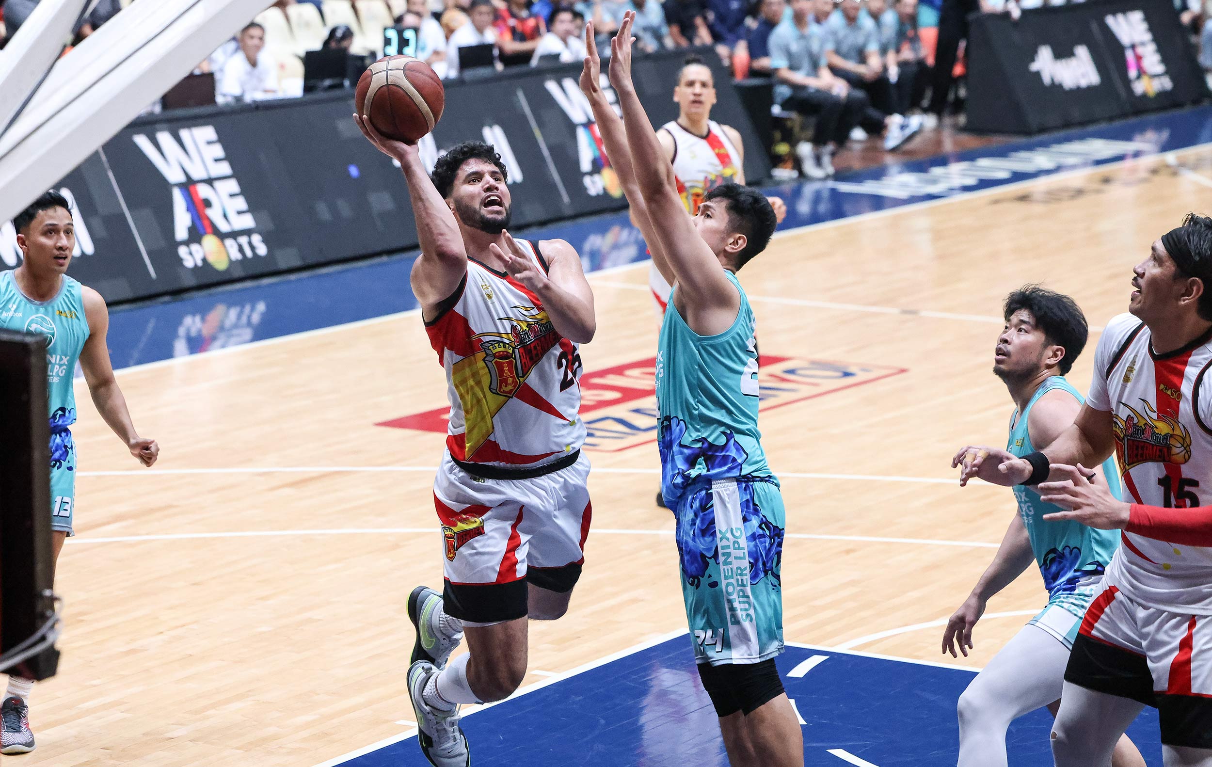 PBA: San Miguel boosts standing after win over Phoenix