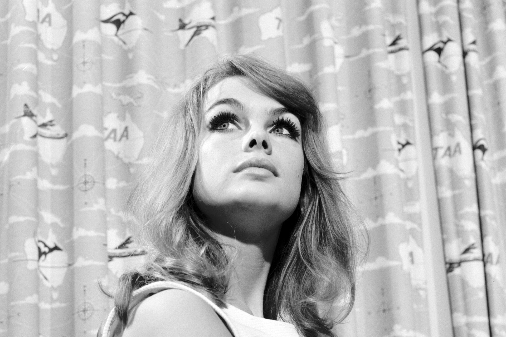 Découvrez les 15 top-modèles des années 60 qui ont révolutionné la mode