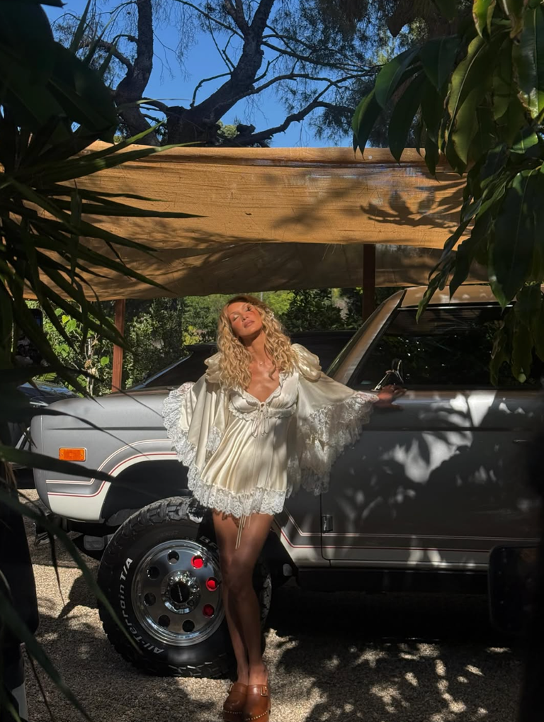 Bella Hadid goes boho chic while debuting blonde curls for summer
