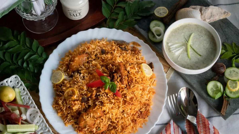 Rice cooker chicken biryani recipe for IPL nights