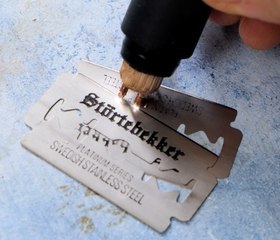 POV: You need permanent writing on metal… and this device delivers ⚡️