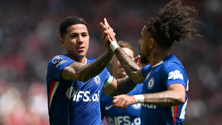 Liverpool vs. Chelsea score, stats, highlights, result: Fernandez earns ...